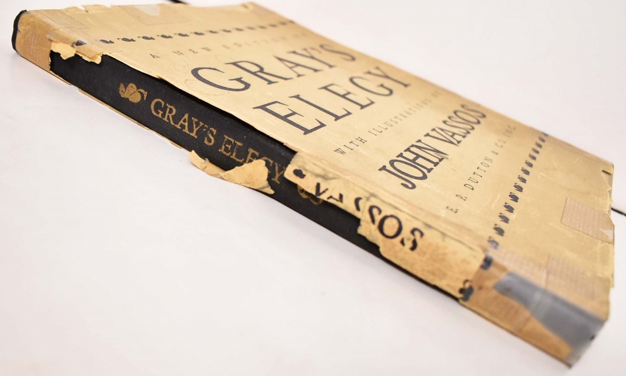 Gray's Elegy: Elegy Written in a Country Church-Yard | Thomas Gray